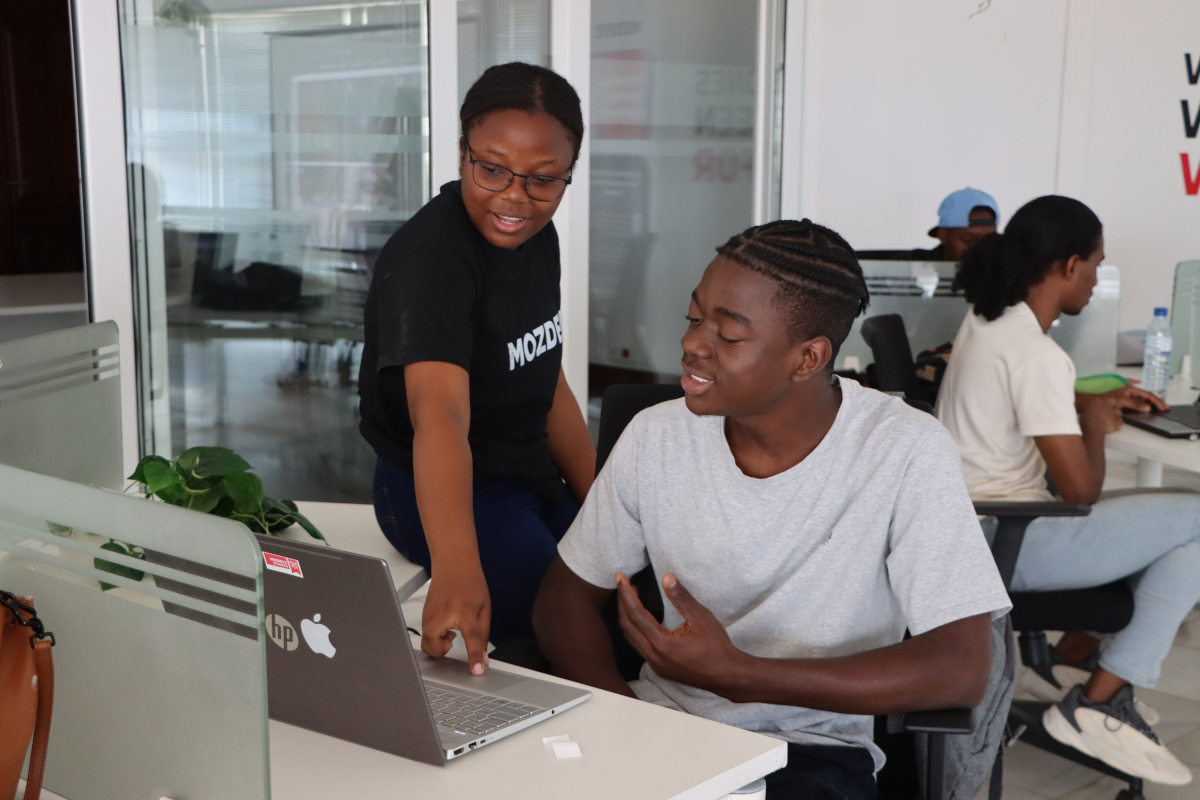 Business incubation and acceleration models | CoWork Lab